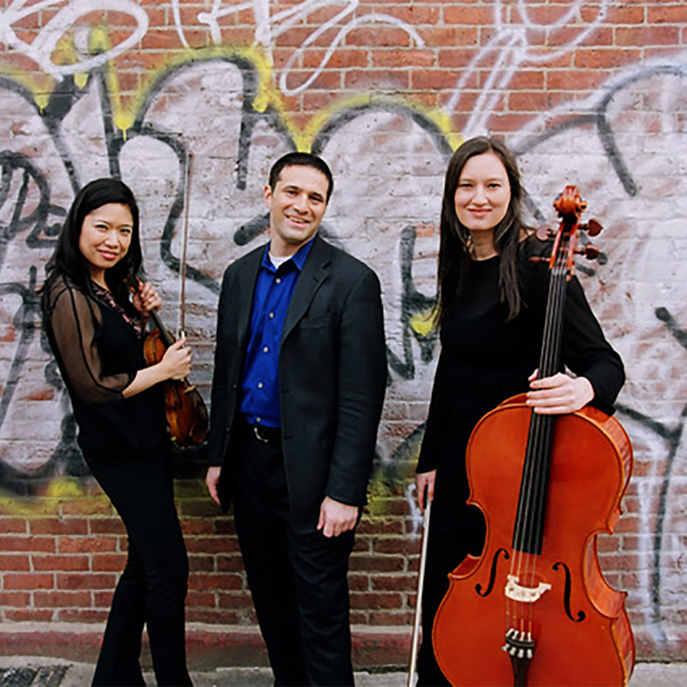 Damocles Trio: Airi Yoshioka, violin