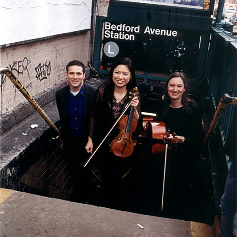 Damocles Trio: Airi Yoshioka, violin
